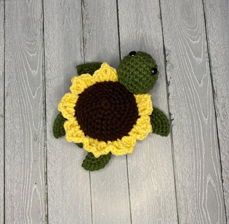 5 Crochet Sea Turtle Pumpkin Pie Apple Scarecrow Sunflower Fall ...