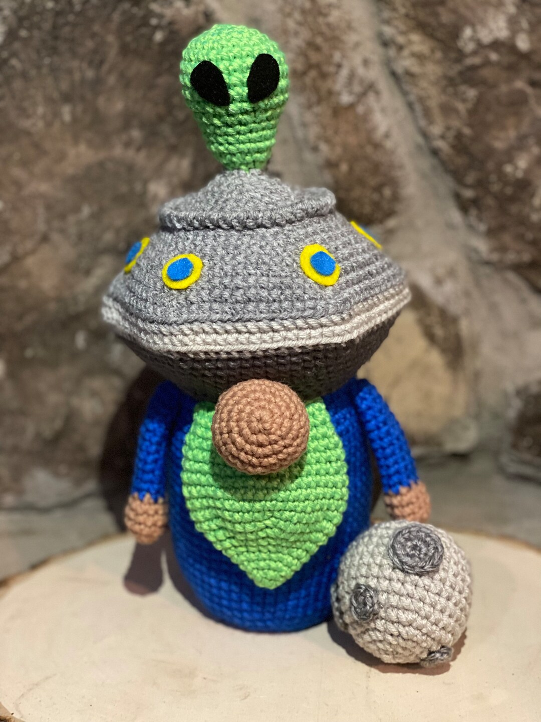 10 Crochet Gnome Alien Spaceship UFO Outerspace Planet Decor Handmade ...