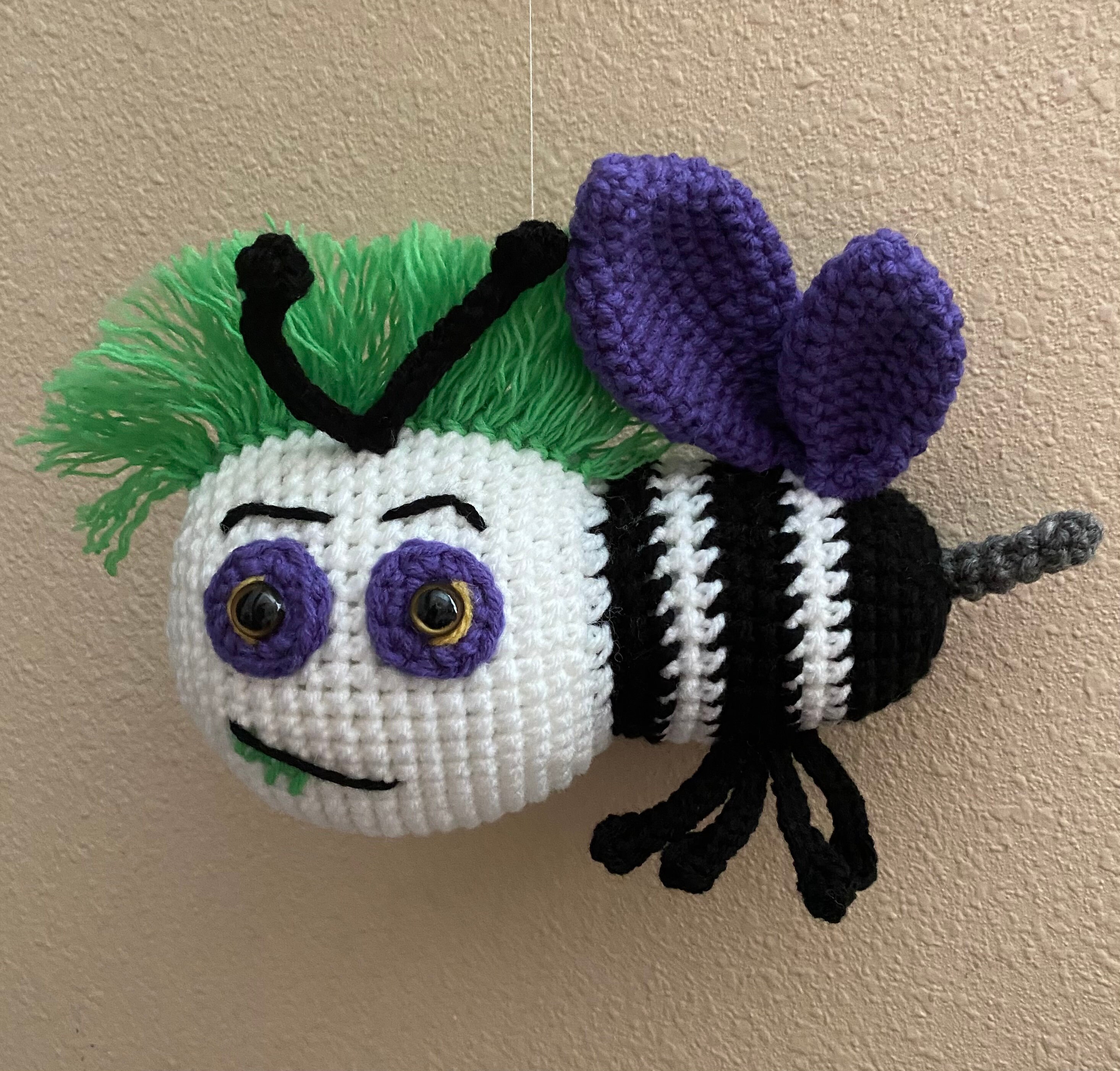 8 Crochet Halloween Horror Creepy Scary Bee-tle Juice Bee - Etsy