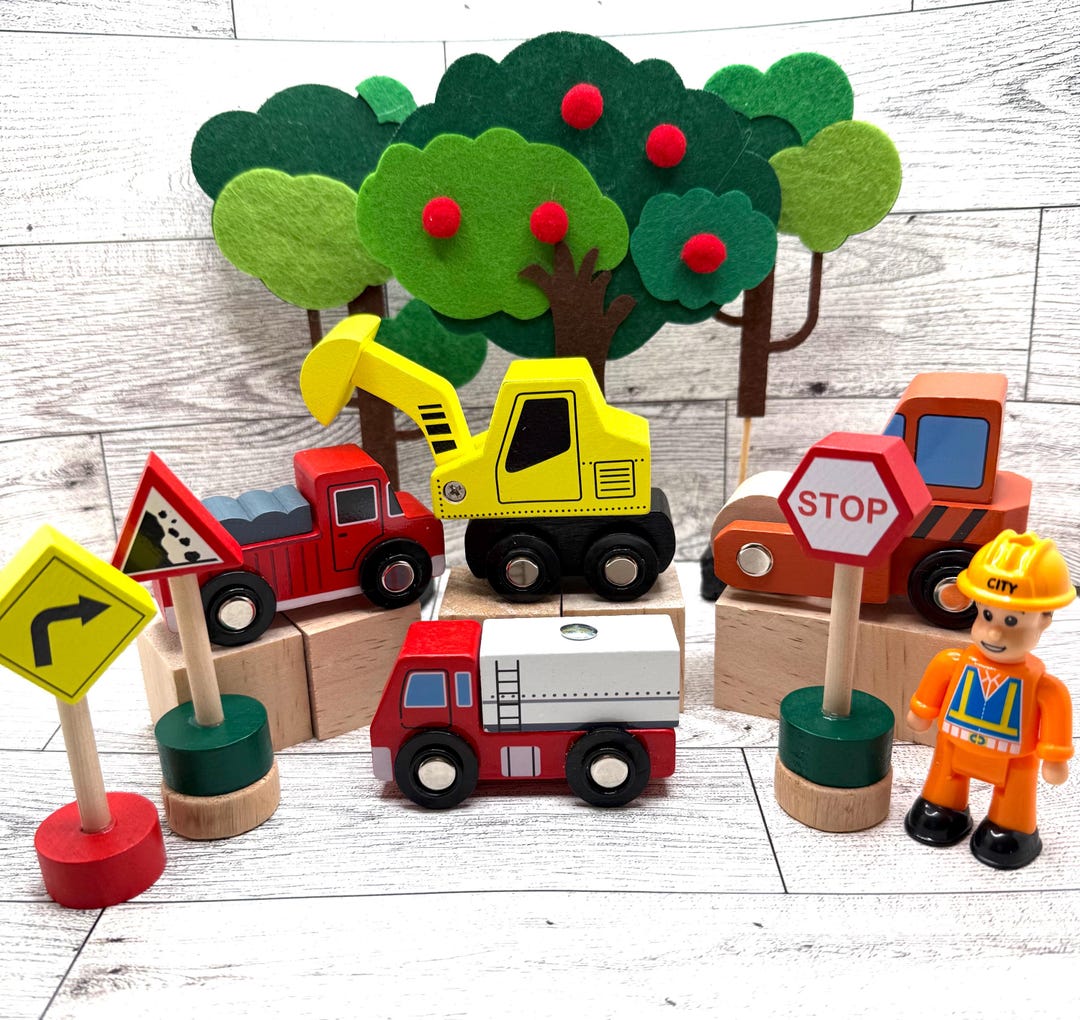 BIG BEEP! Toddler Construction Vehicles Treasure Box : Wooden ...