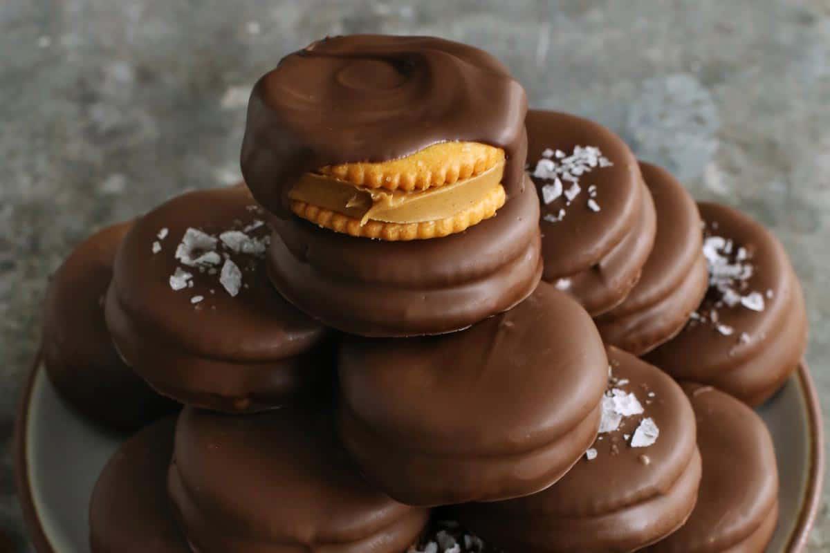 Half a Dozen Chocolate Covered Ritz Crackers Smuckers Rich Natural ...
