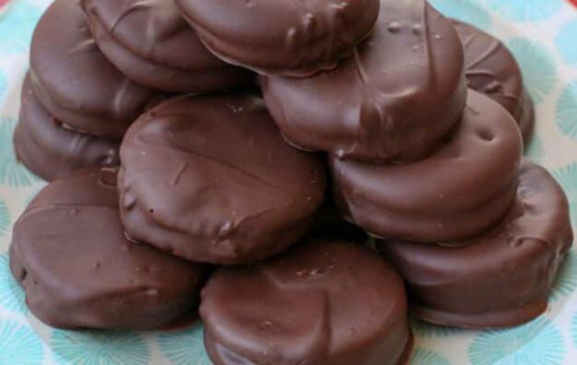 Half a Dozen Chocolate Covered Ritz Crackers Smuckers Rich Natural ...