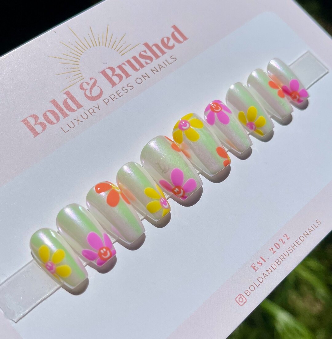 Chrome and Smiley Flowers Press on Nail Set, White, Pink & Orange Cute ...