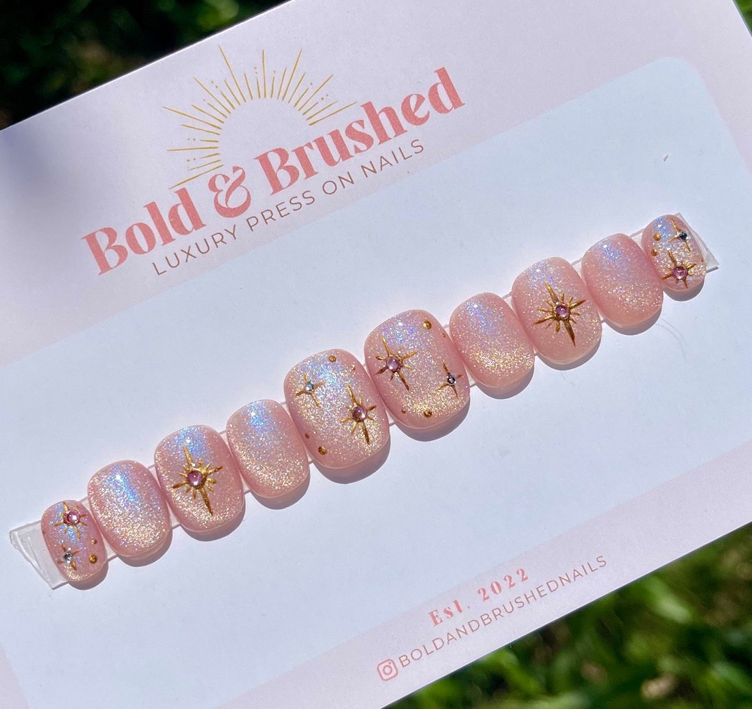 Cateye Gems and Gold Stars Celestial Press on Nail Set, Iridescent Pink ...