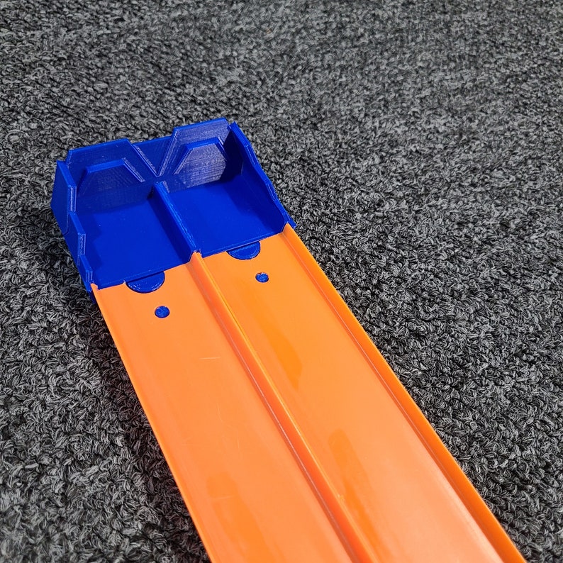1:64 Track Compatible Track End Stop - Crash Stopper - Cool Hex Pattern ...