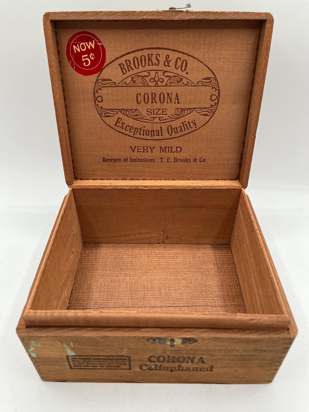Vintage Brooks & Co. Wood Corona Cigar Box - Etsy