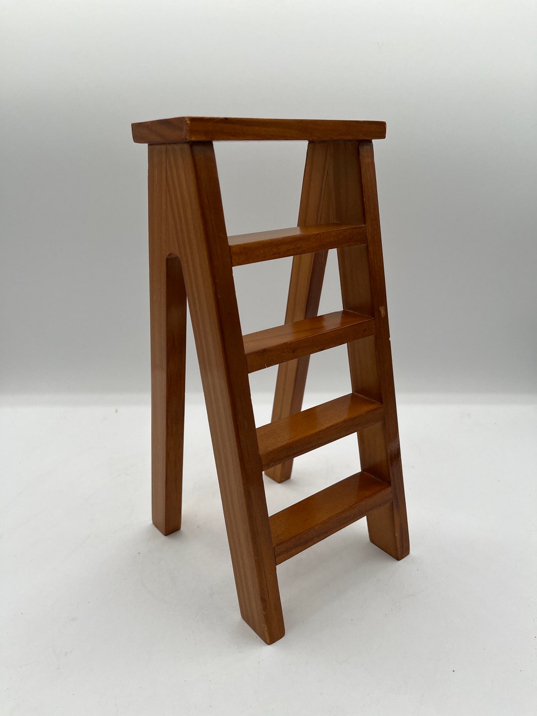 Small Wood Ladder Knick Knack Display - Etsy