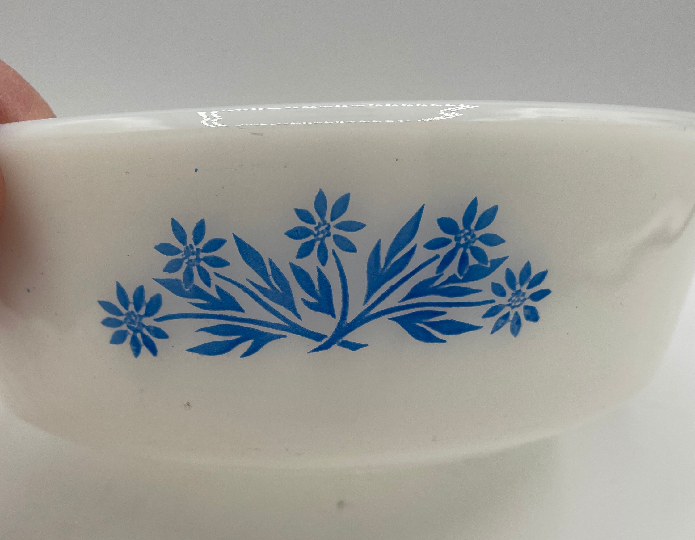 1 Quart Anchor Hocking Fire King Round Blue Cornflower Baking Casserole ...