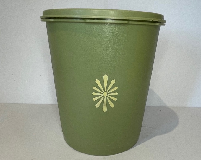 Vintage Avocado Green Tupperware Canister With Lid - Etsy