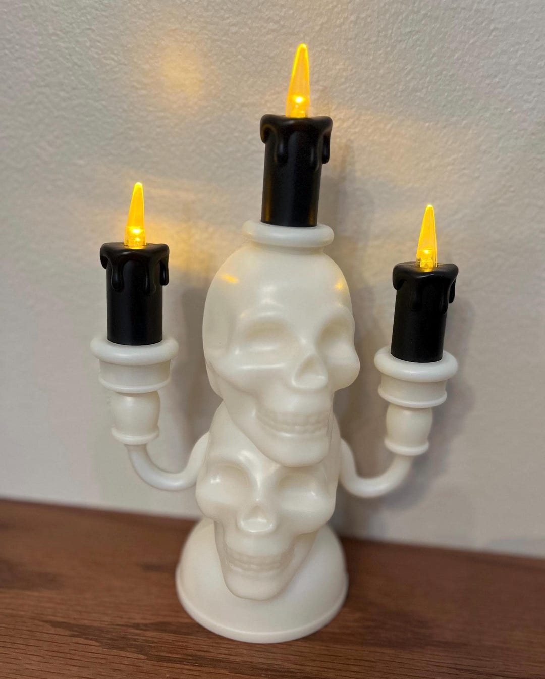 Halloween Stacked Skulls Light up Candleabra Battery Operated Made in ...