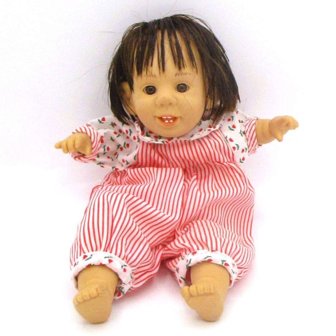 GI Go Expressions Smile Doll 8" Bean Bag Body With Red & White Outfit ...