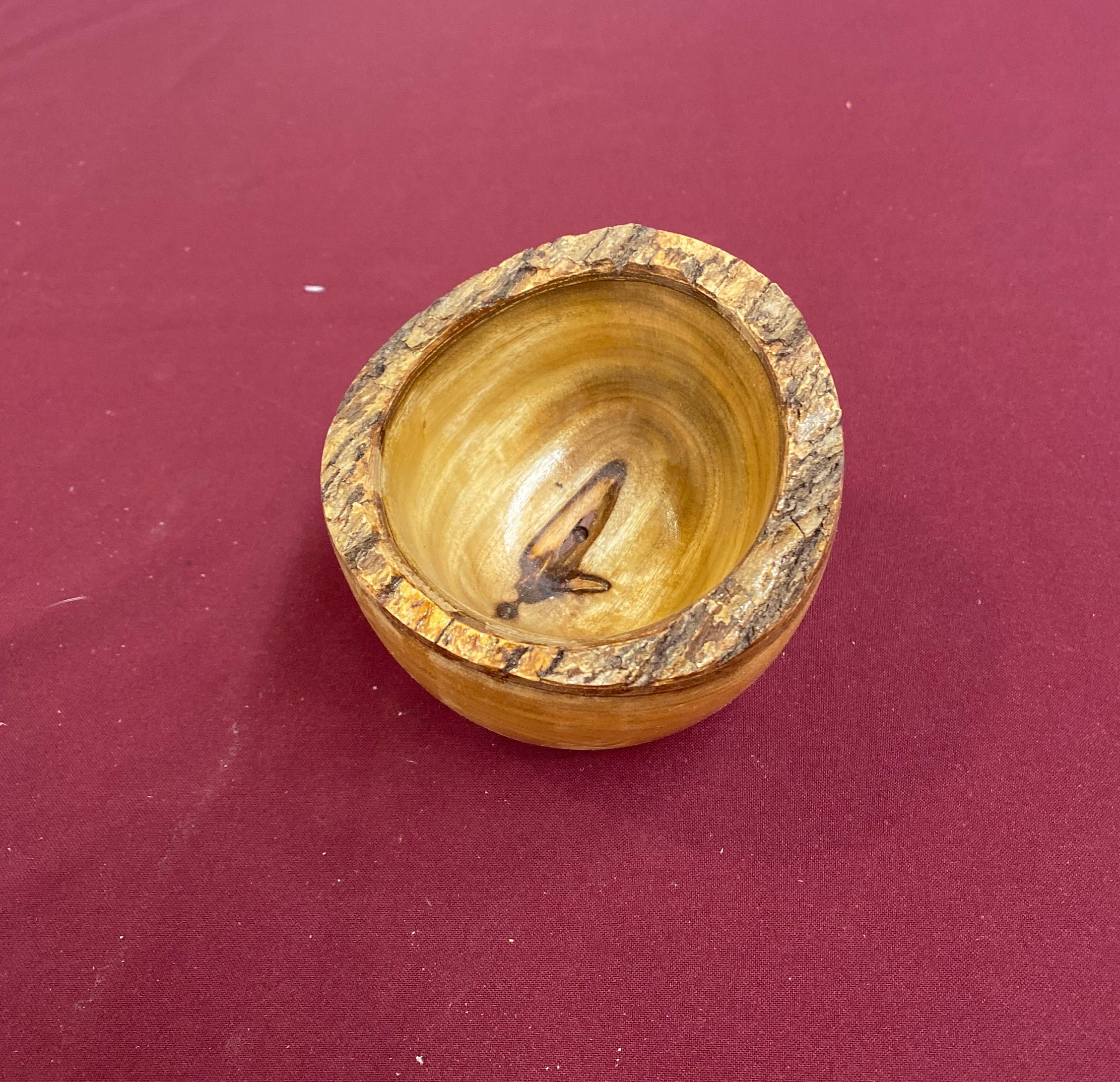Nature-inspired Camphor Laurel Bowl: Exquisite Woodwork, Highlighting ...