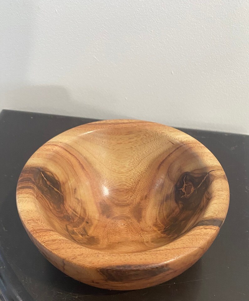 Camphor Laurel Bowl - Etsy