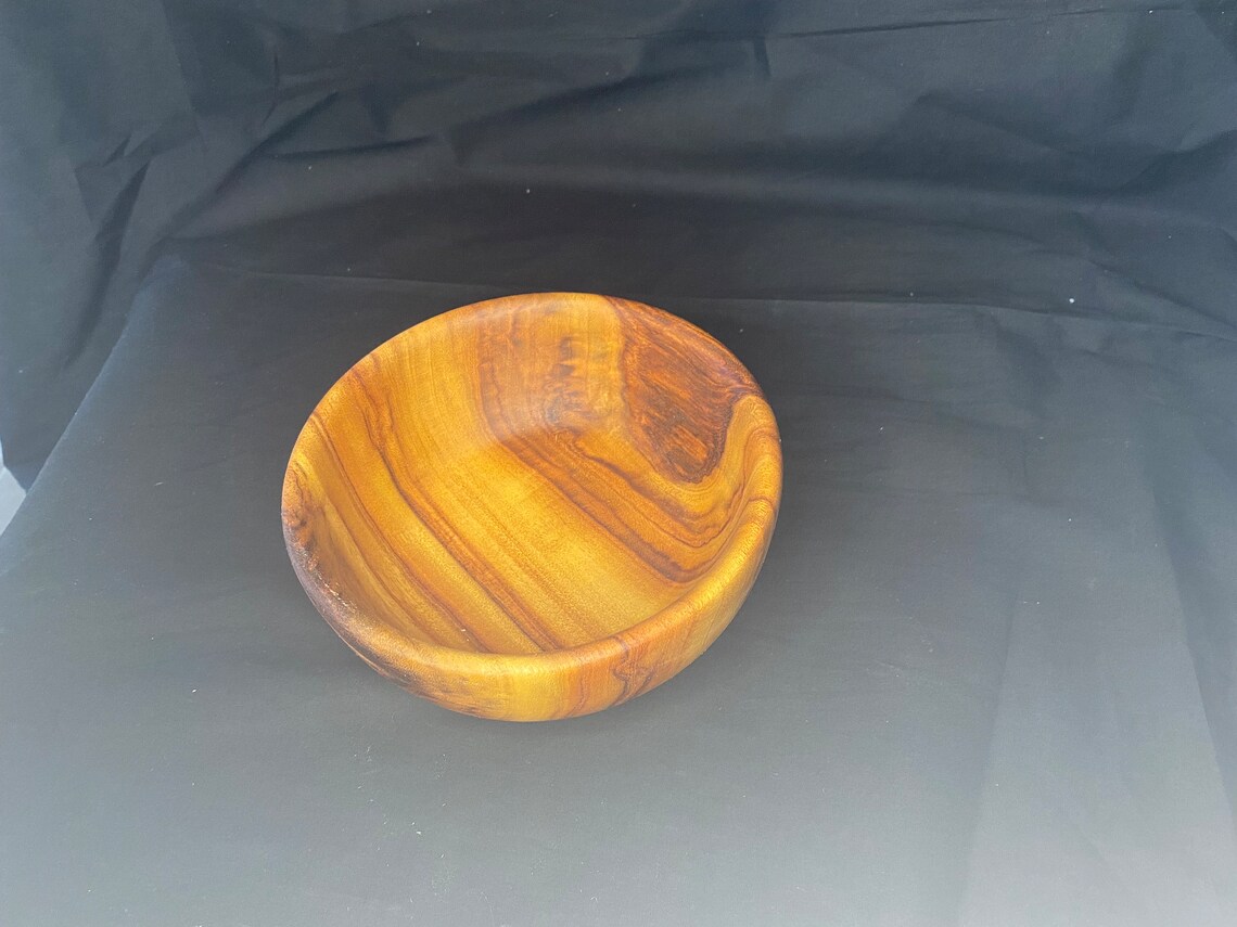 Camphor Laurel Bowl - Etsy