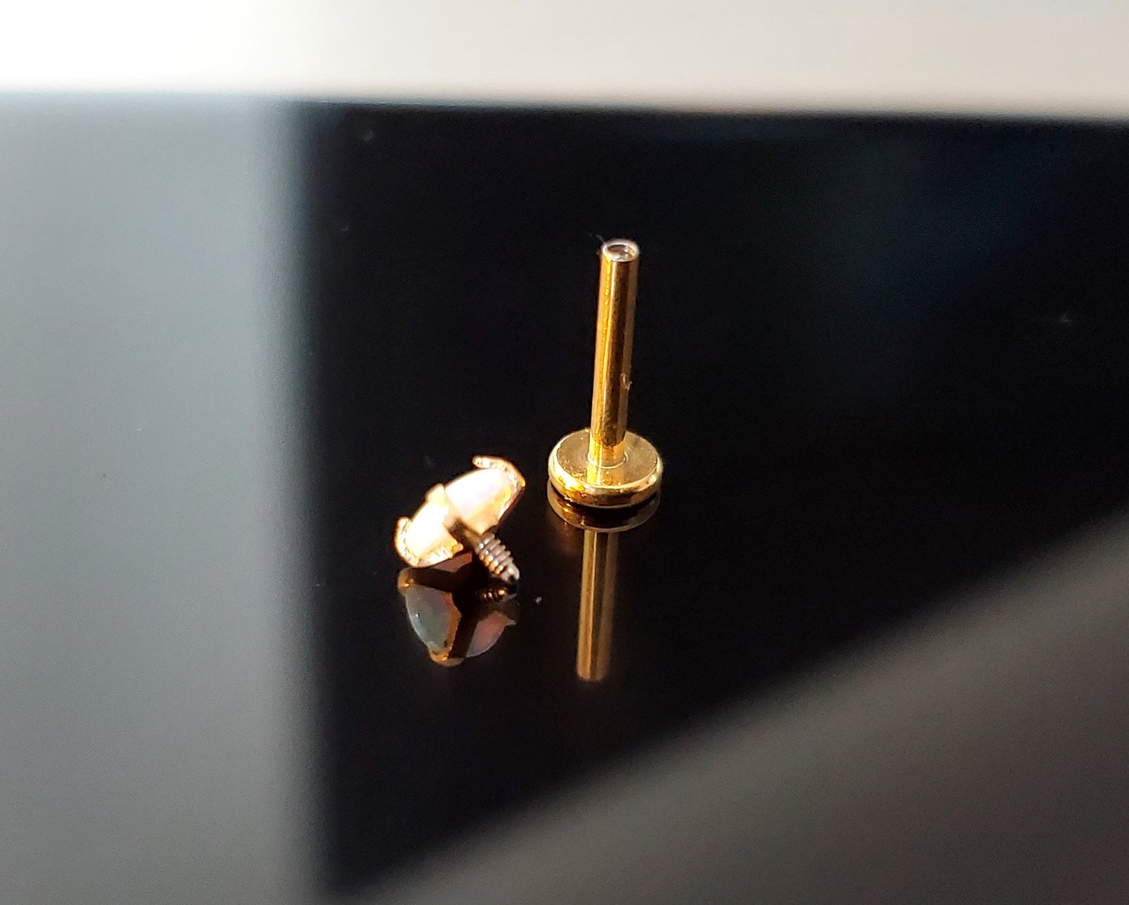 Internally Thread Screw on 2mm 3mm 4mm White Opal Flat Back 6mm 8mm ...