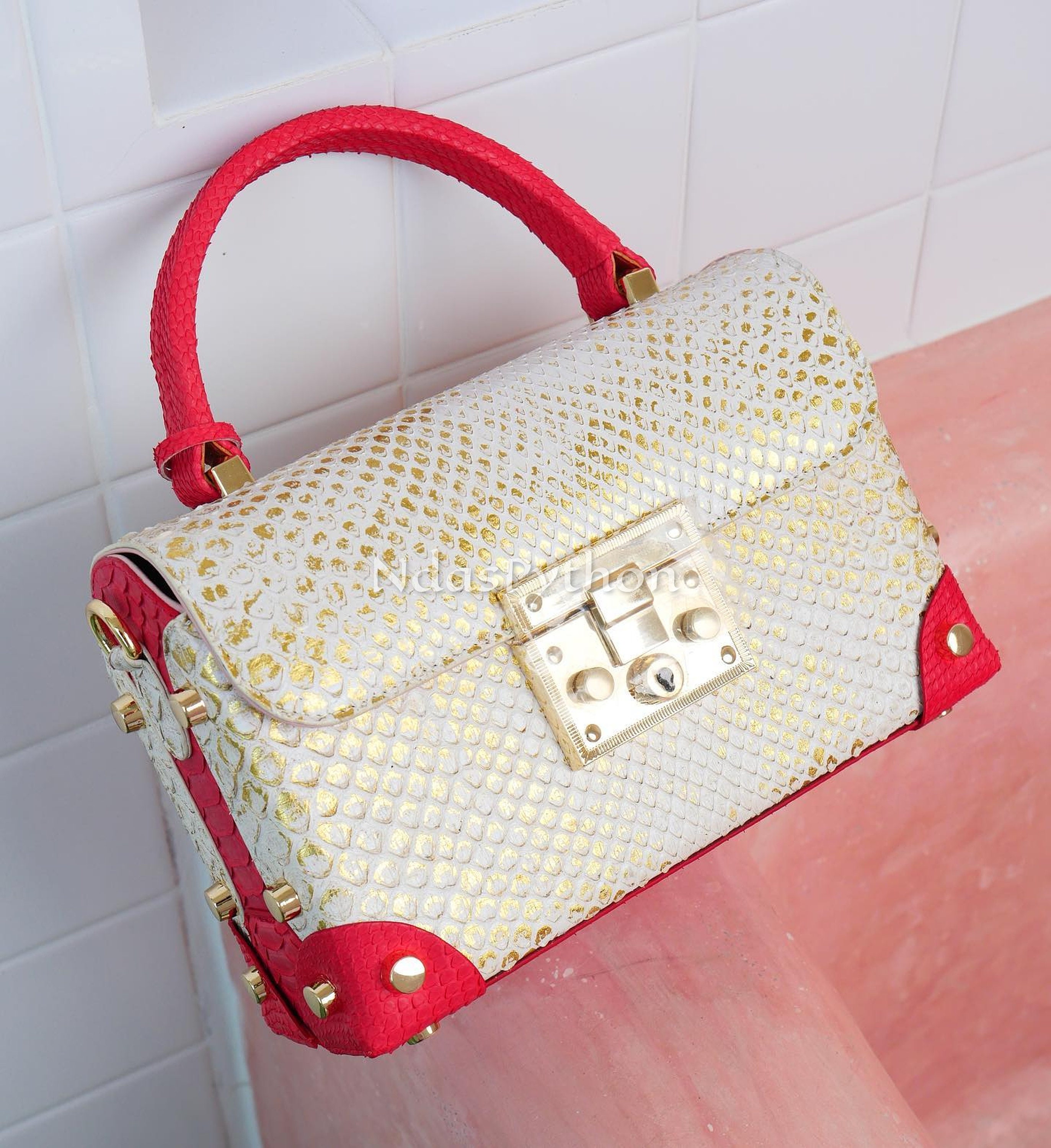White and Red Genuine Lizard Top Handle Bag, Real Lizard Skin, Natural ...