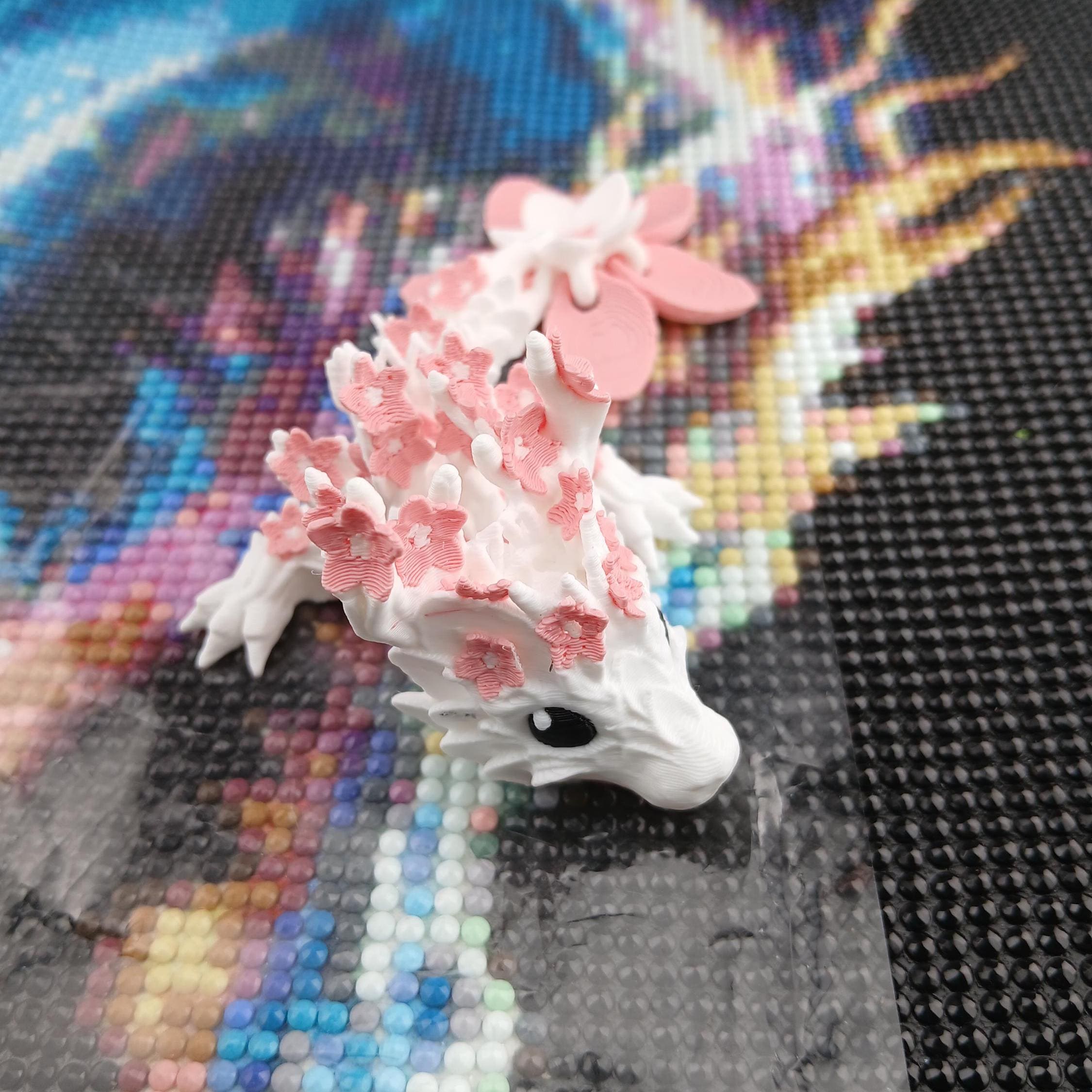 Articulated Dragon Cover Minder: Magnetic Fidget Buddy - Diamond Art ...