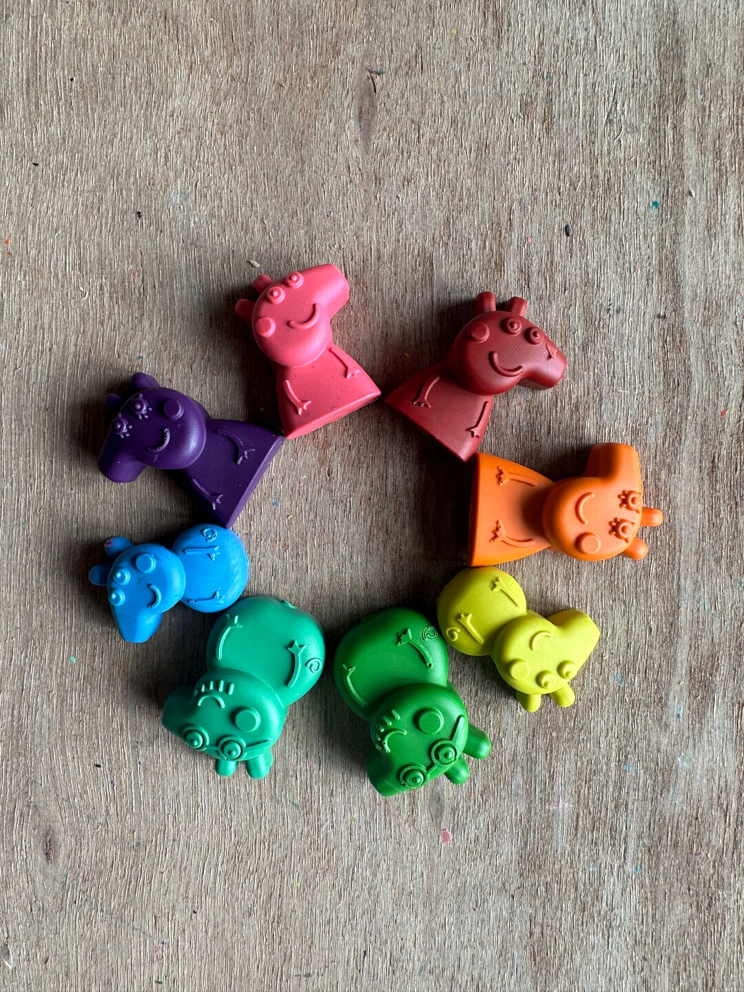Pig Family Crayons - Etsy