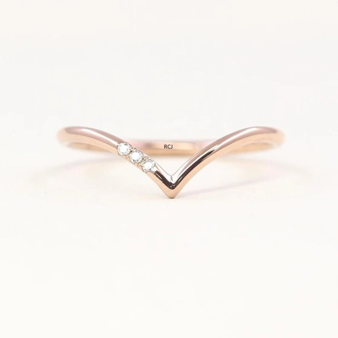 V Shaped Wedding Band Chevron Wedding Band 14K Rose Gold Wedding Band ...