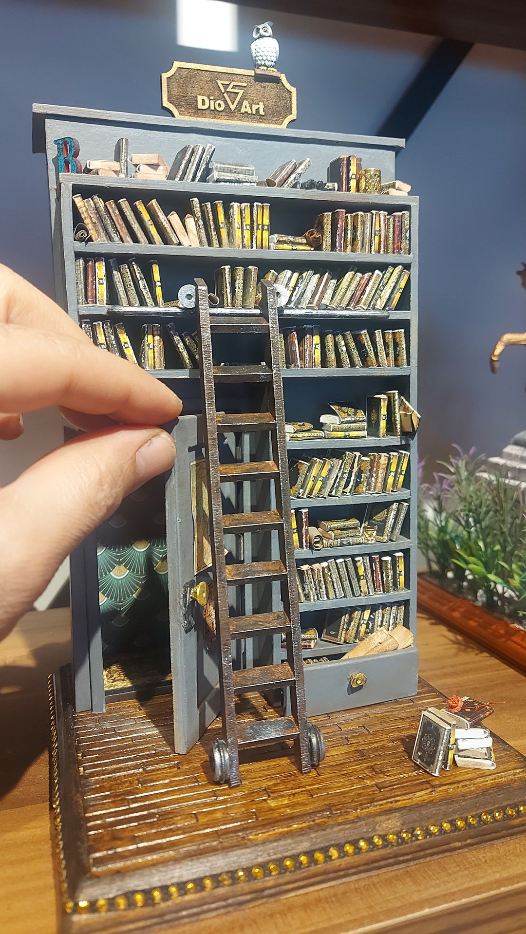 Bookshelf Diorama - Etsy