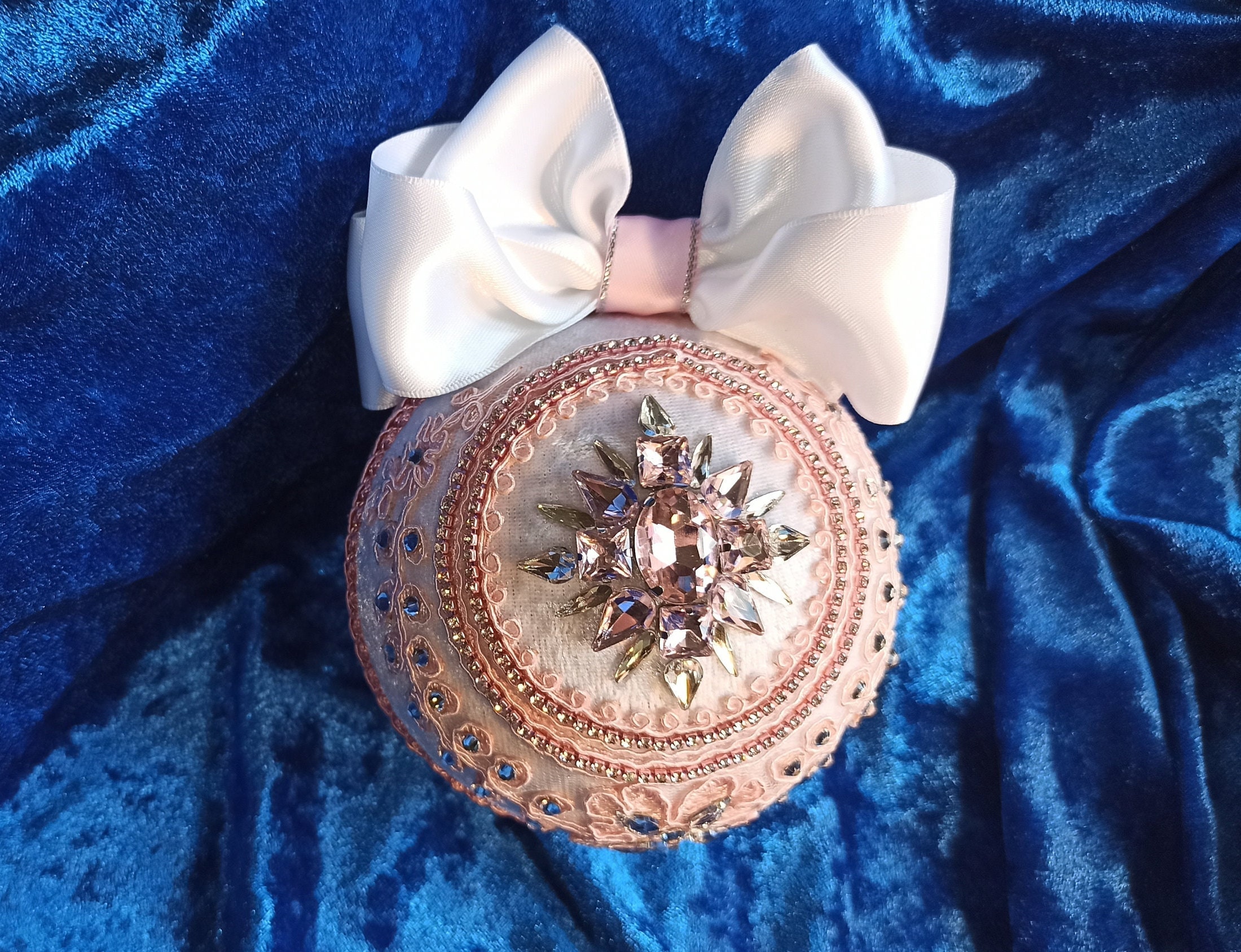 LUXURY CHRISTMAS VELVET Balls, 6 Handmade Baubles, Tree Decor Set, Xmas ...