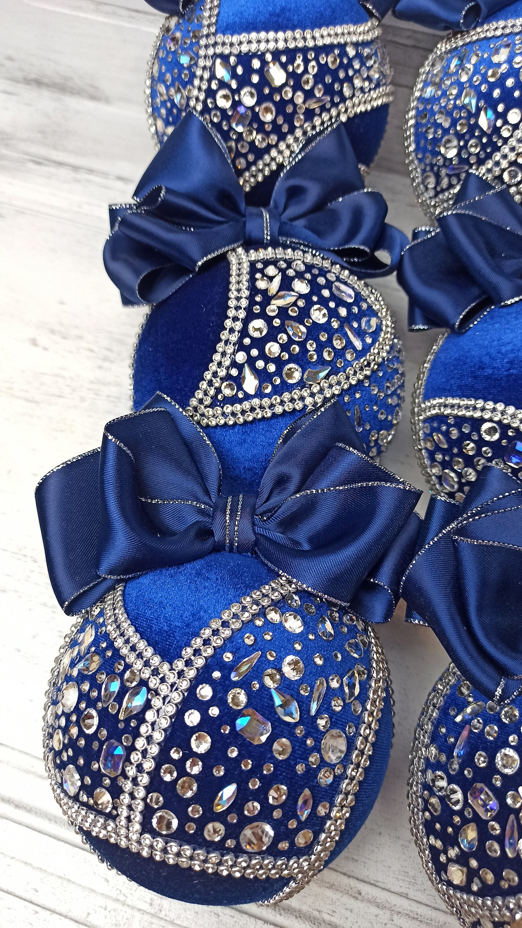 LUXURY CHRISTMAS VELVET Balls, Blue Handmade Baubles, Tree Decor Set ...