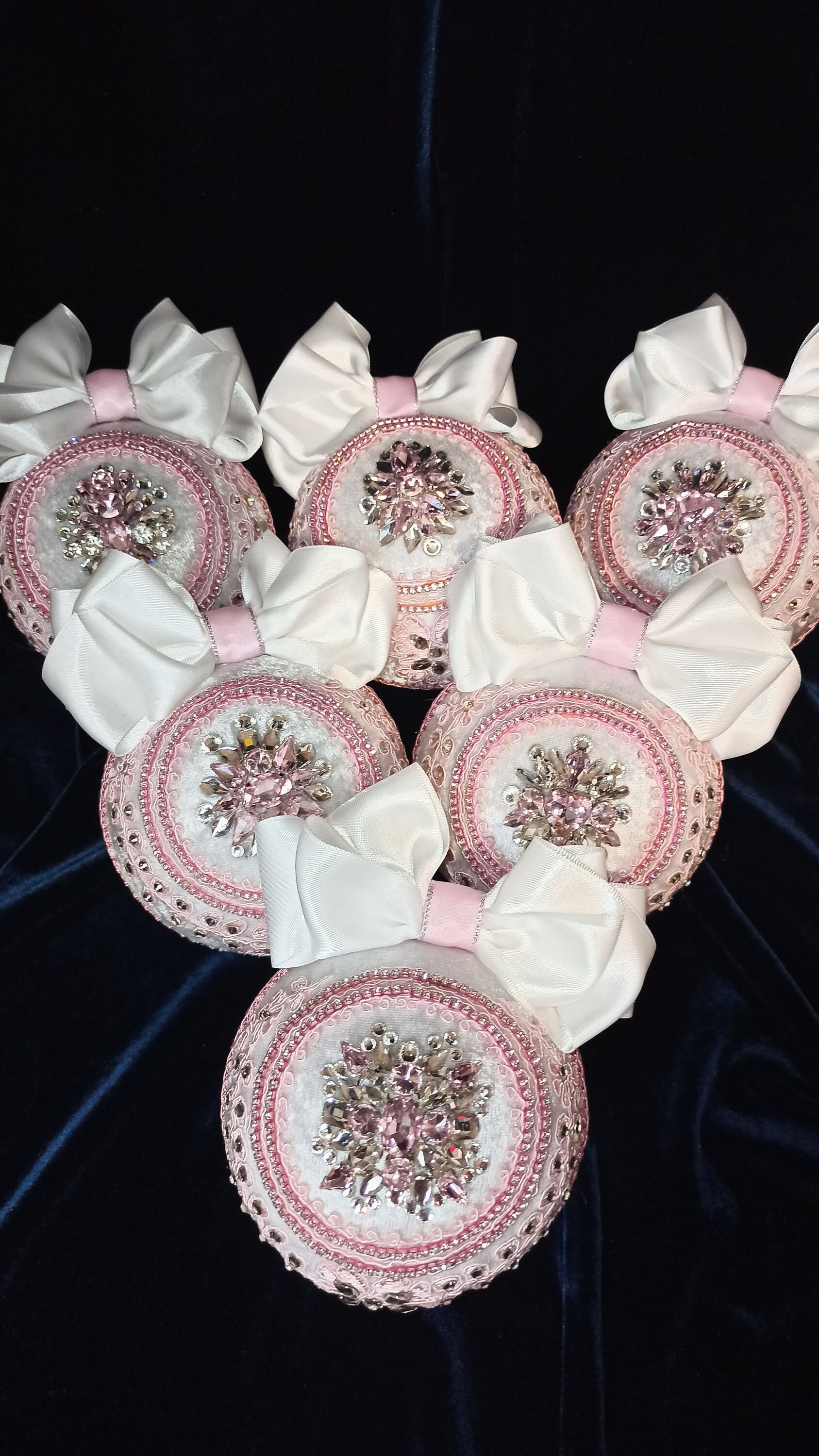 LUXURY CHRISTMAS VELVET Balls, 6 Handmade Baubles, Tree Decor Set, Xmas ...