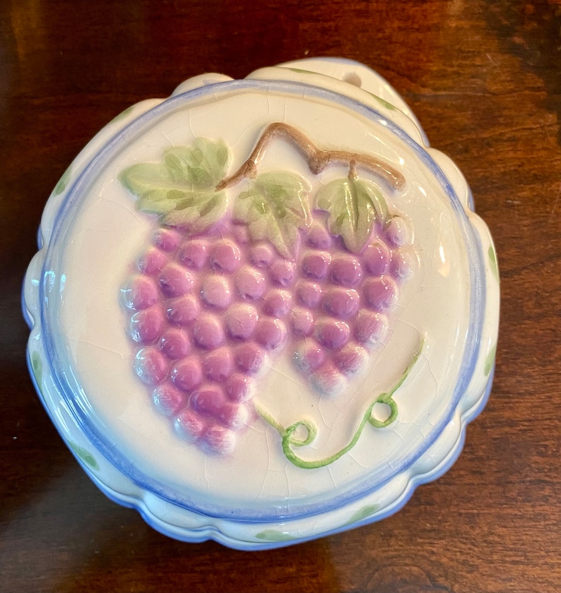 Vintage Ceramic Grape Vine Mold Wall Hanging - Etsy