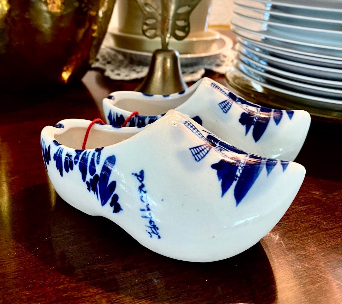 Mini Blue White Delft Clogs 1980s Hand Painted in Holland Delft Blue ...