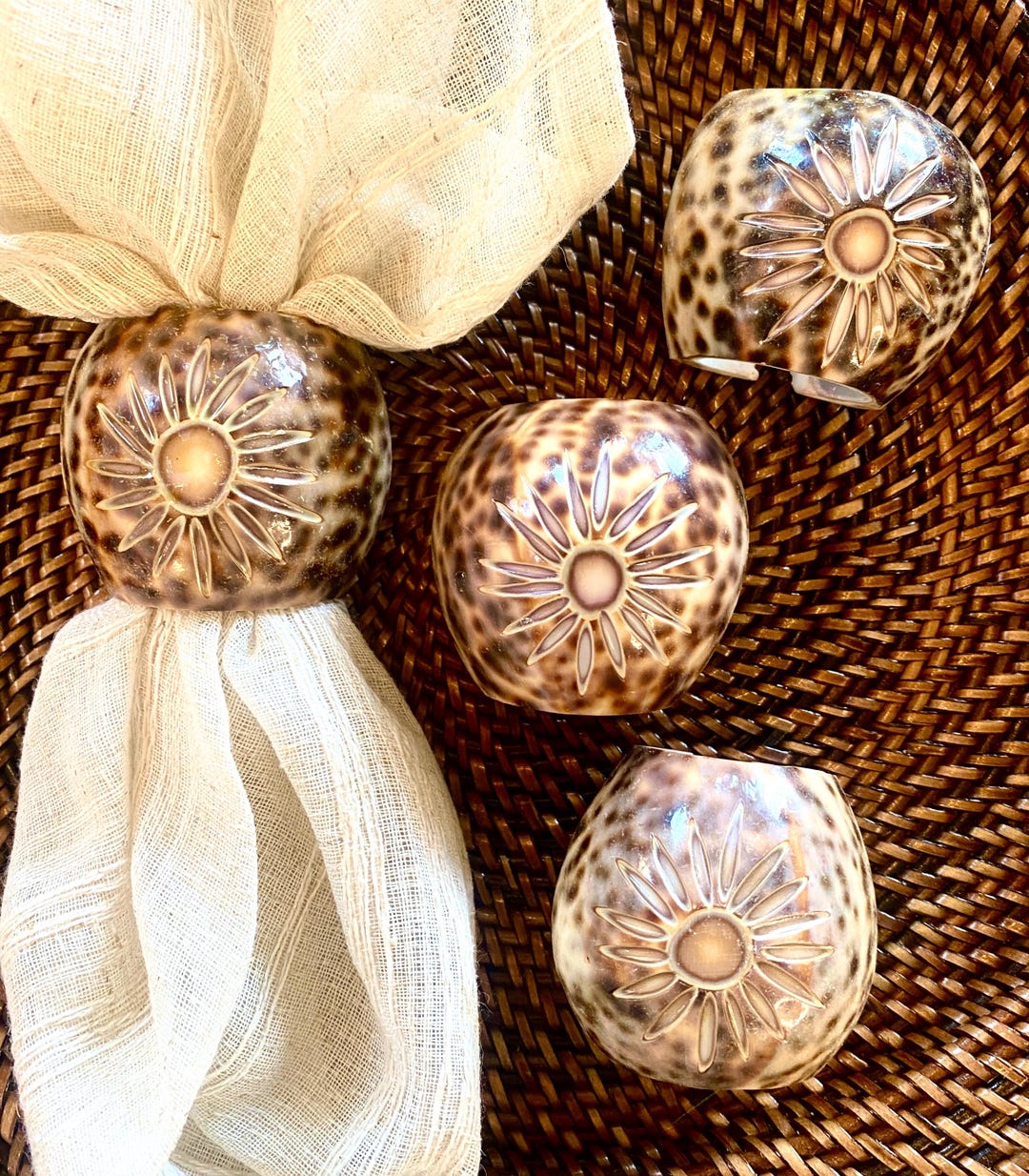 Vintage Carved Cowrie Shell Napkin Rings Spotted Shells With Sunburst ...