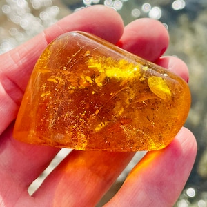 Large Sparkling Amber Stone With Natural Bubbles & Inclusions, Amazing ...