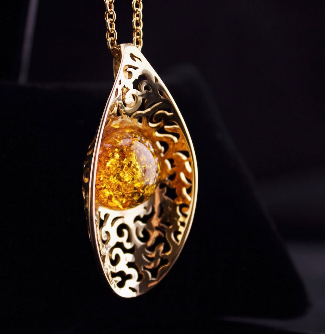 Sparkling Amber Pendant, Gold Amber Pendant, Natural Baltic Amber ...