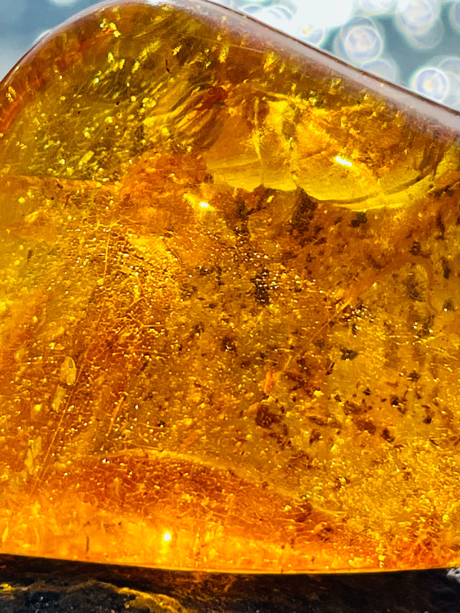 Large Sparkling Amber Stone With Natural Bubbles & Inclusions, Amazing ...