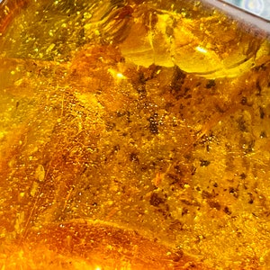 Large Sparkling Amber Stone With Natural Bubbles & Inclusions, Amazing ...