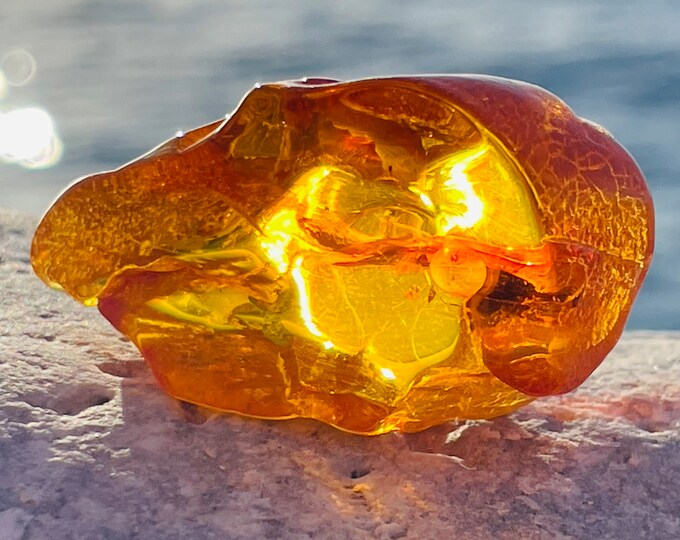 Sparkling Amber Stone, Natural Honey Baltic Amber, Natural Amber Stone ...