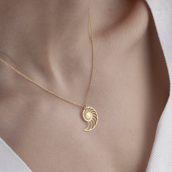 Snail Shell Necklace - Etsy