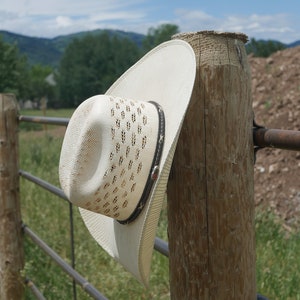 Hat and Coat Hangar Western Style Wagon Wheel - Etsy