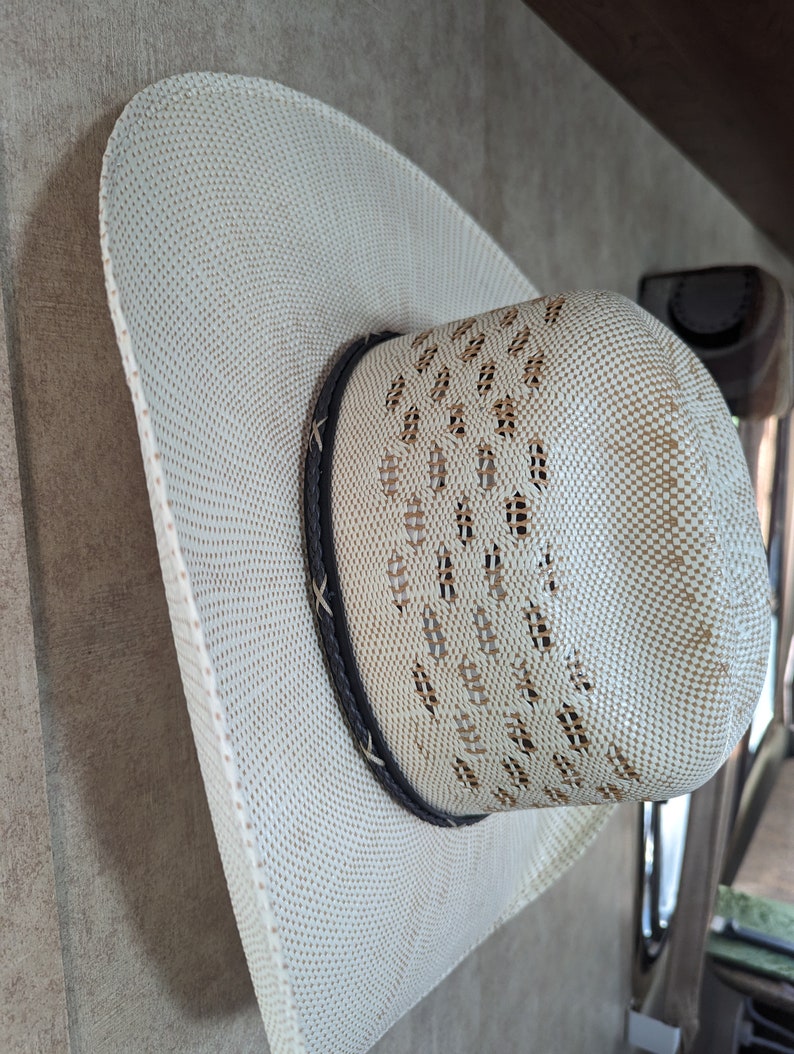 Hat and Coat Hangar Western Style Wagon Wheel - Etsy