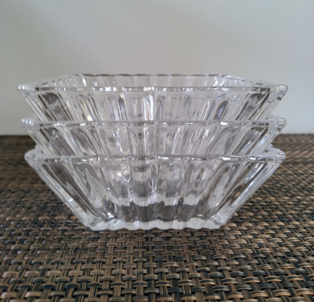 Set of 3 Stackable Glass Square Ribbed Bowls - Etsy
