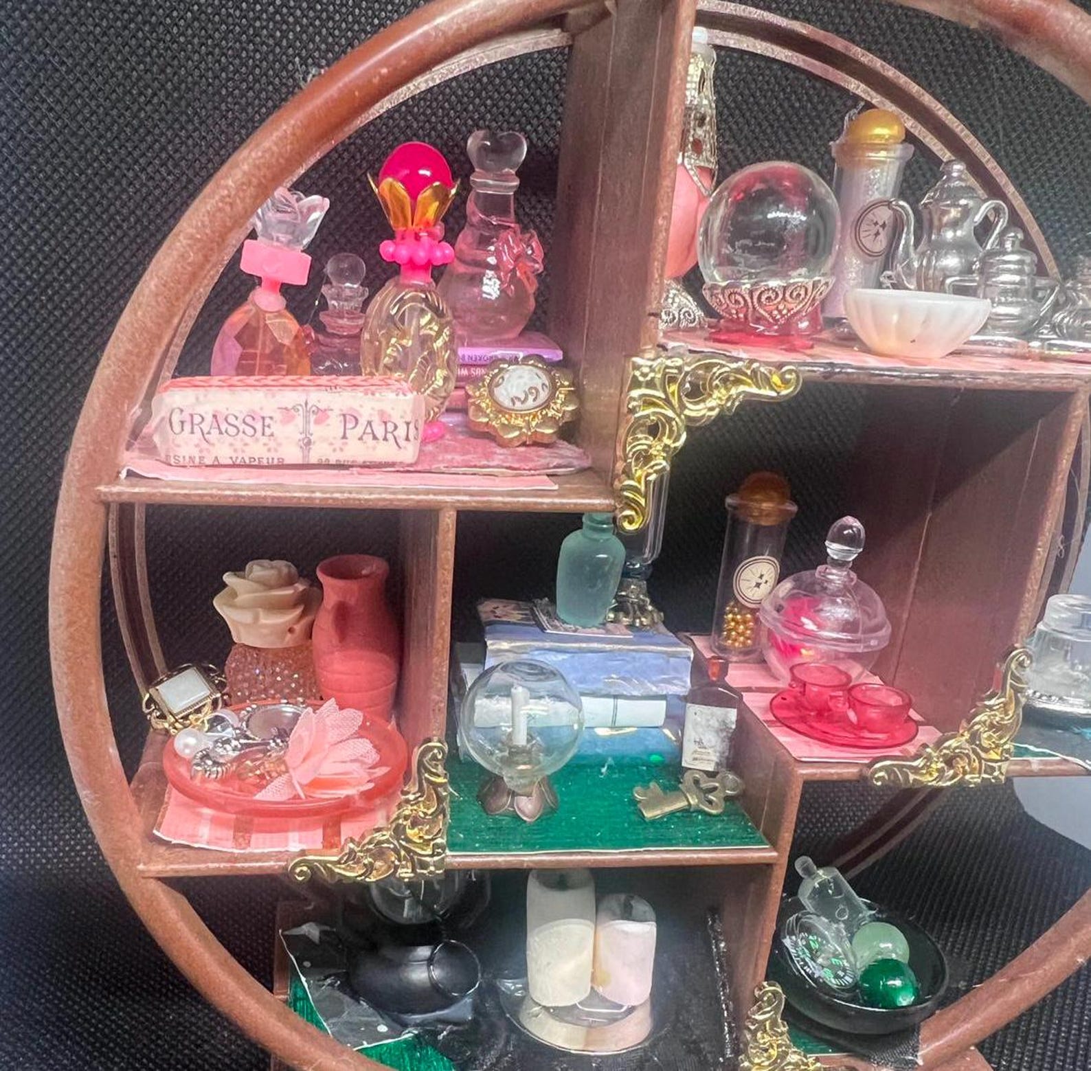 Miniature 1:12 Scale Bookshelf Scene - Round Mini Shelf Wicked ...