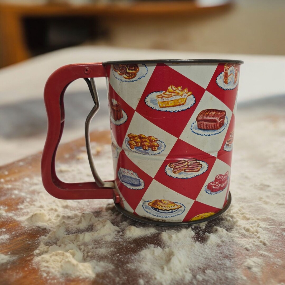 Vintage 1950's Androck Hand-i-sift Flour Sifter Baked Cakes Design 3 ...