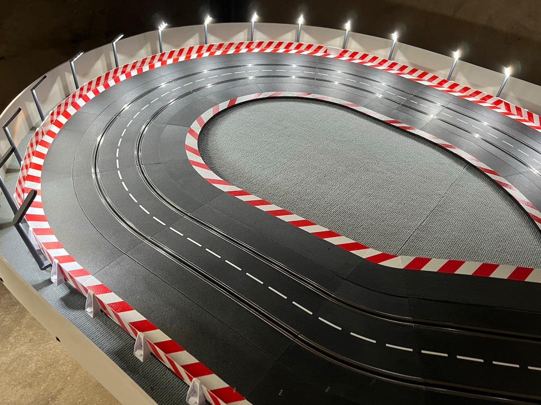 Slotcar Carrera LED Bahnbeleuchtung Flutlicht 10x für Rennbahn ...