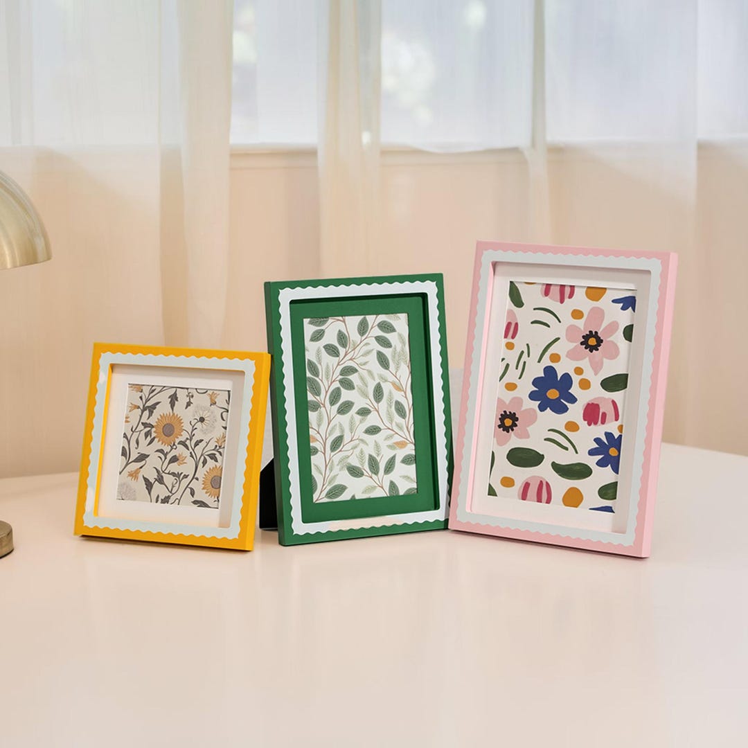 Waved Colorful Paint Photo Frame, Fancy Frame With Colorful Line,art ...