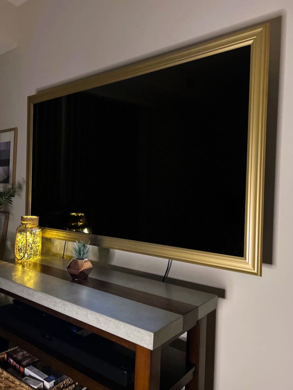 Crown TV Frames luxury Gold Wall Art Aesthetic Home - Etsy