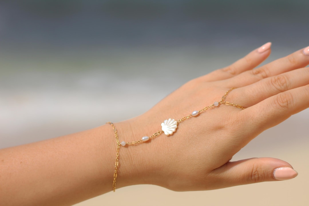 Pearl Hand Chain, 14k Gold Filled Pearl Hand Chain, Seashell Mother of ...