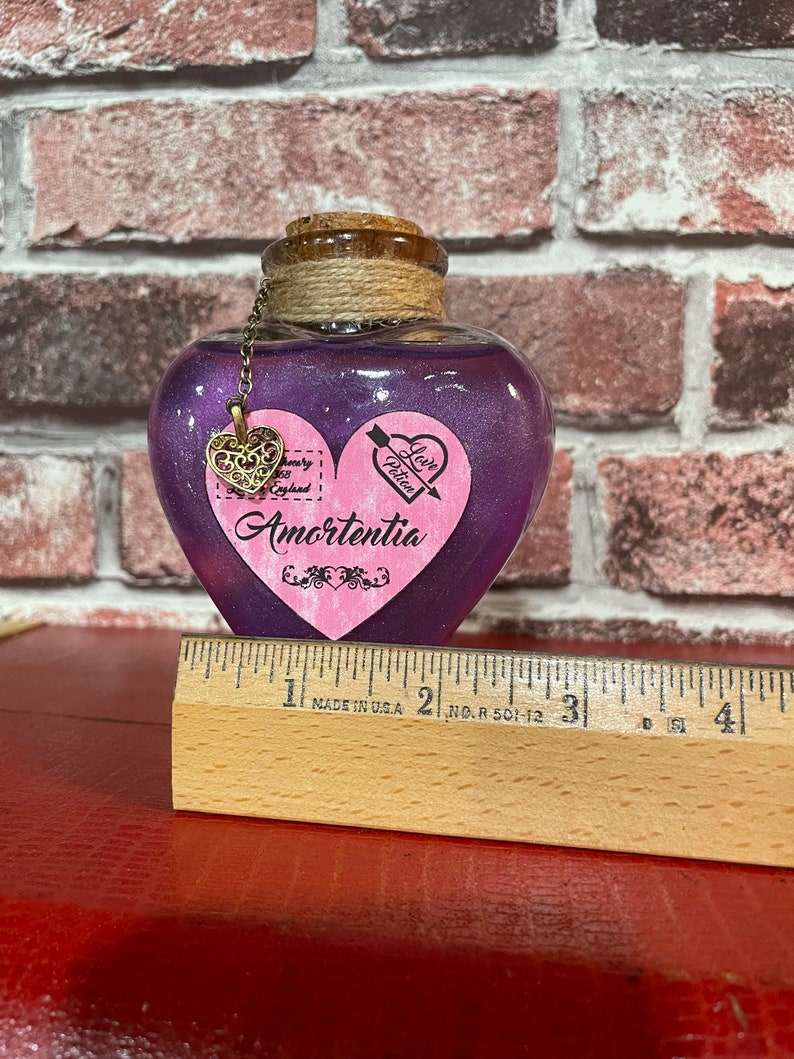 Amortentia Decorative Love Potion Bottle LARGE Color Changing Halloween ...