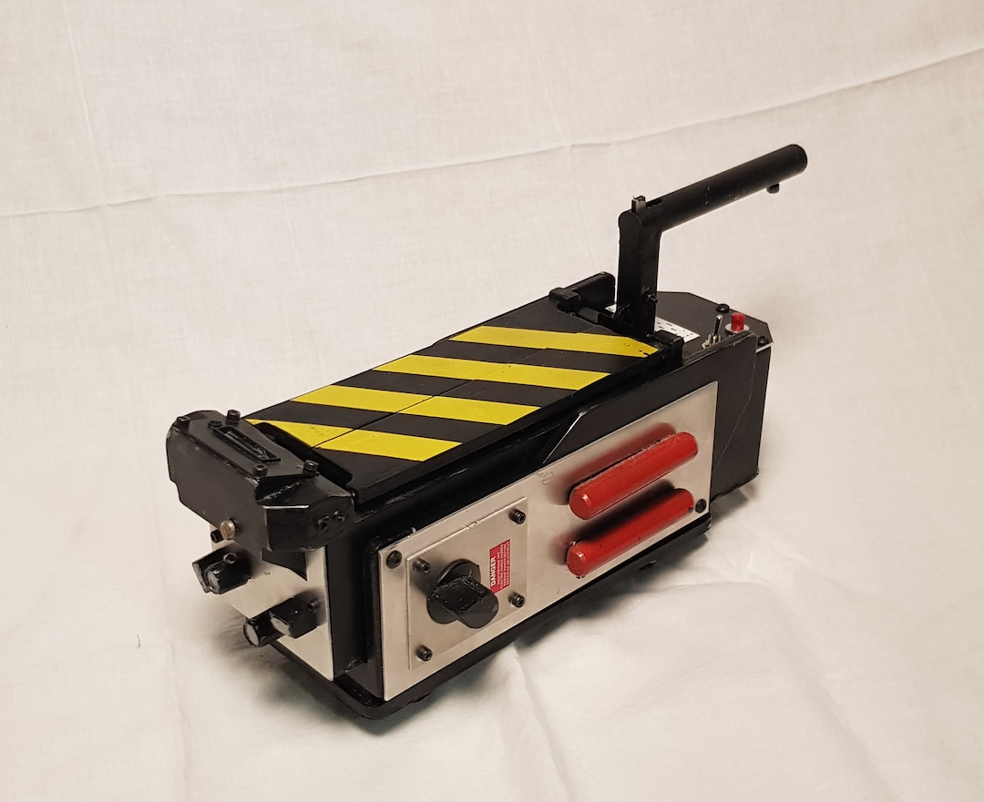Ghostbusters Ghost Trap Prop Replica Kit - Etsy