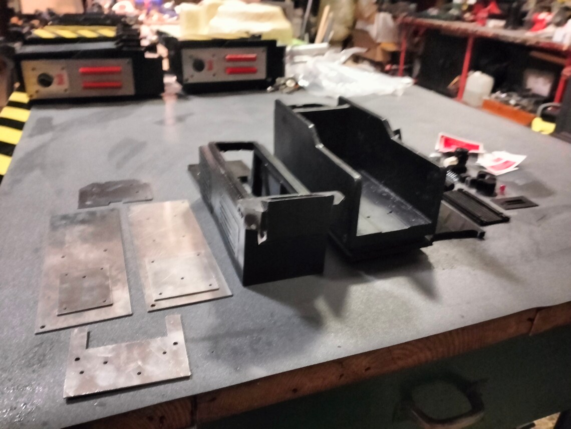 Ghostbusters Ghost Trap Prop Replica Kit - Etsy