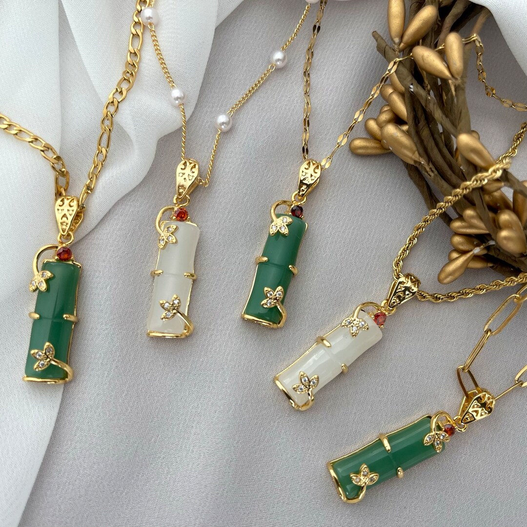 18K GOLD Lucky Jade Necklace Emerald Healing Stone Four Leaf Lucky ...