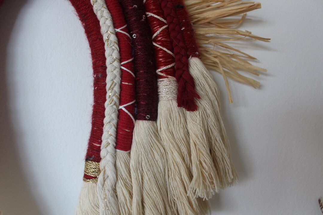 Macramé Cocar in Red Colors With Raffia Bohemian and Indian - Etsy